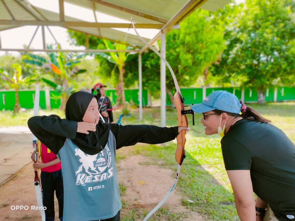 Mon Redee: Malaysia’s first Olympic archer | World Archery